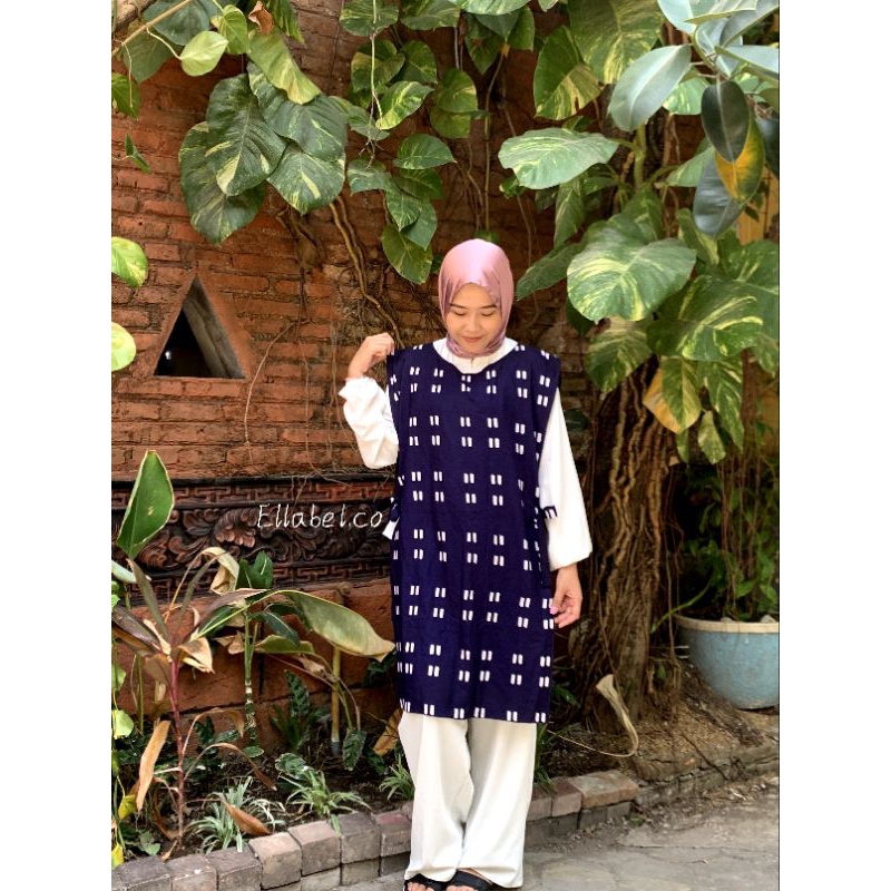 Jual READY long vest outer batik // vest batik panjang // vest motif ...