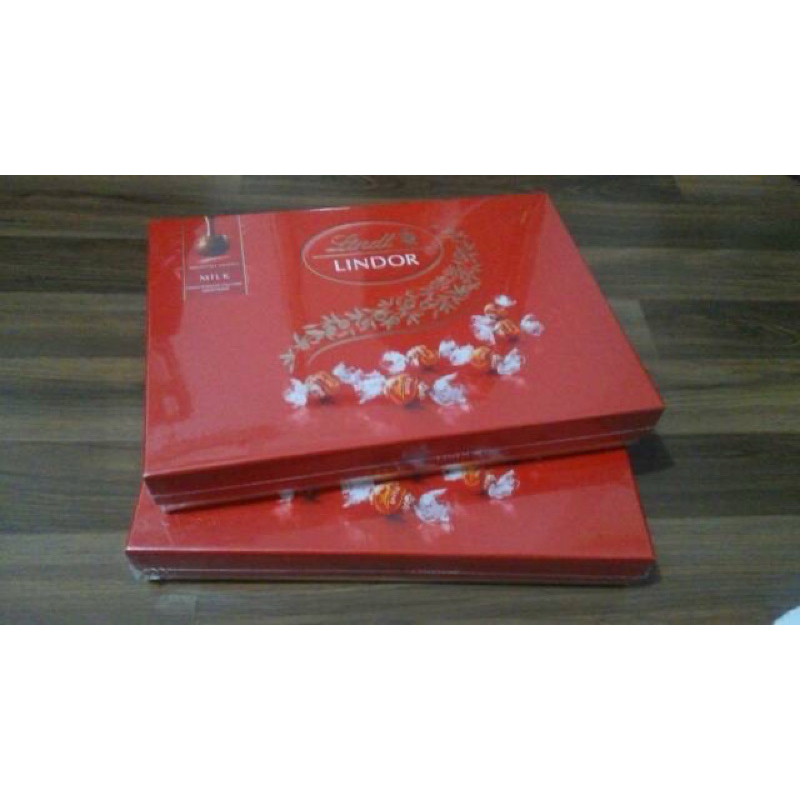 Jual LINDT LINDOR MILK CHOCOLATE 150 GR / COKELAT SUSU / COKELAT IMPORT ...