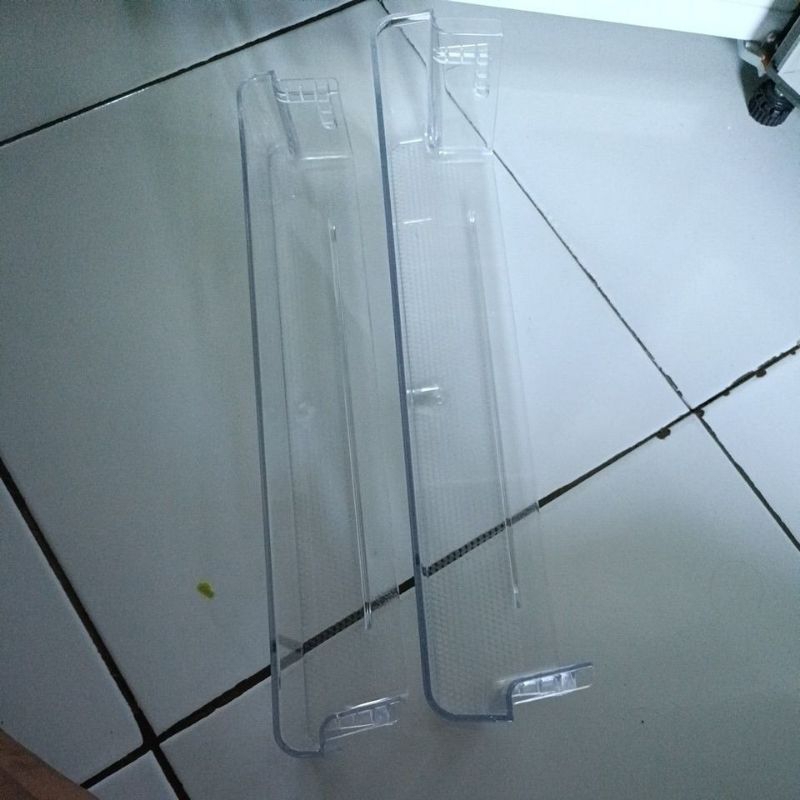 Jual rak minuman rak pintu kulkas 1 pintu GN-Y120CLS original | Shopee ...