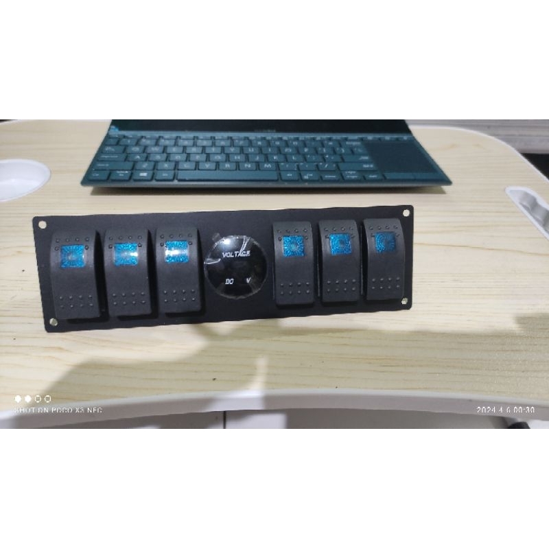 Jual Saklar mobil Universal 12v 24v saklar panel mobil. rocker Offroad ...