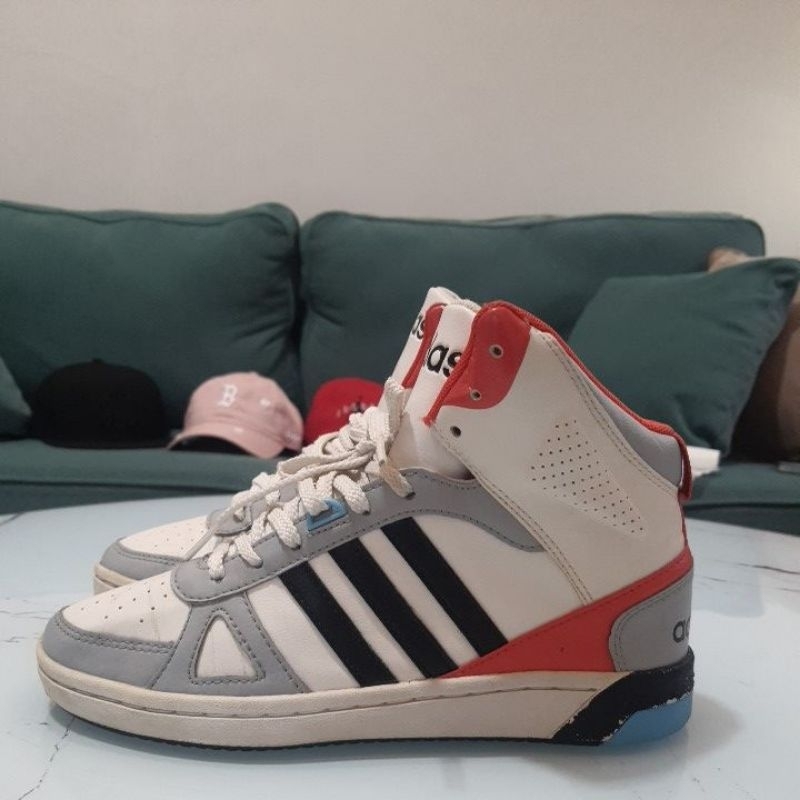 Jual Sepatu basket second merk Adidas Neo | Shopee Indonesia