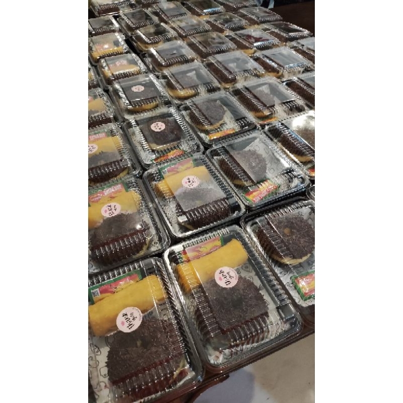 Jual DONAT MESES & RISOL RAGOUT DALAM MIKA MINIMAL ORDER 10 PCS ...