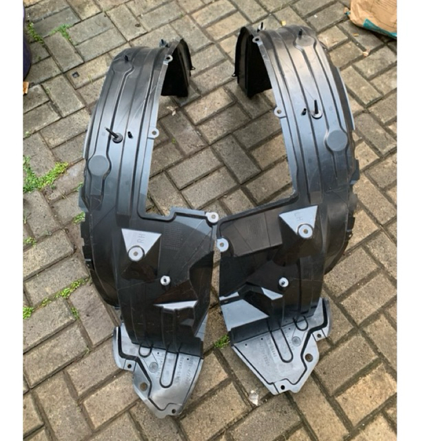 Jual liner fender Innova rebon Innova venturer 2016-2022 original ...