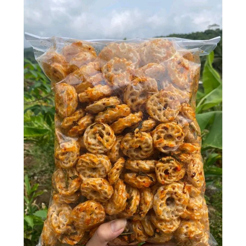 Jual Krupuk Seblak Kerupuk mawar Putih Pedas Daun Jeruk 1kg | Shopee ...