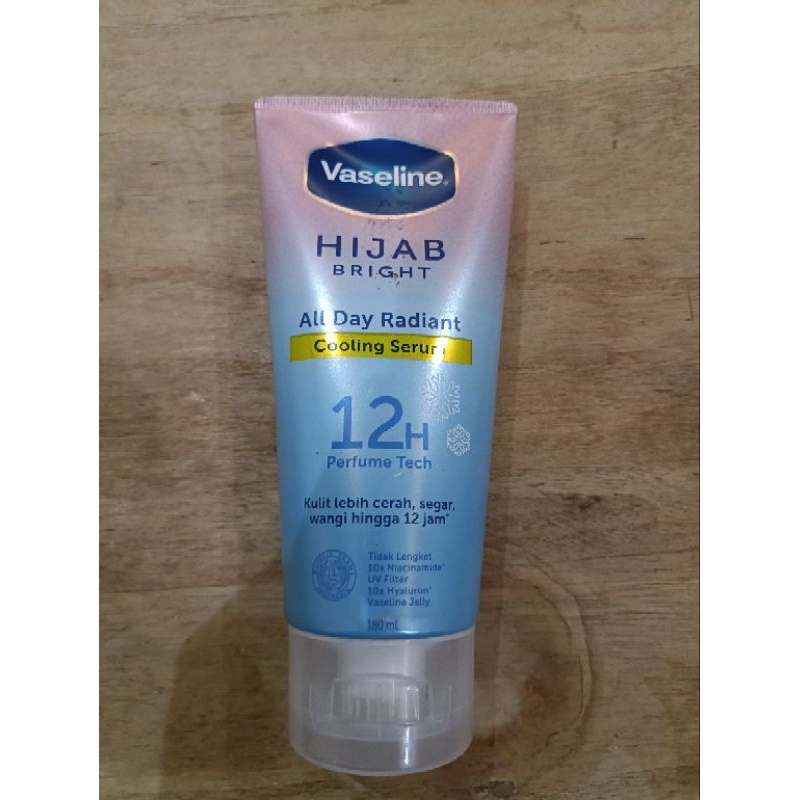 Jual VASELINE HIJAB BRIGHT COOLING SERUM 180ML | Shopee Indonesia