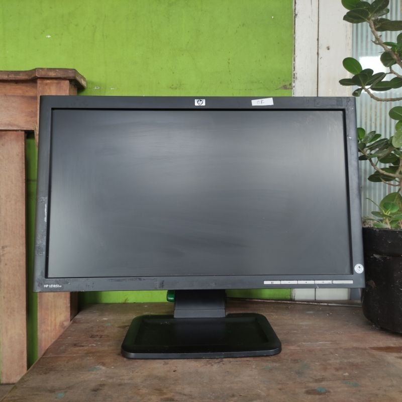 Jual Monitor LED/LCD 19 inch wide screen untuk cctv/komputer second ...
