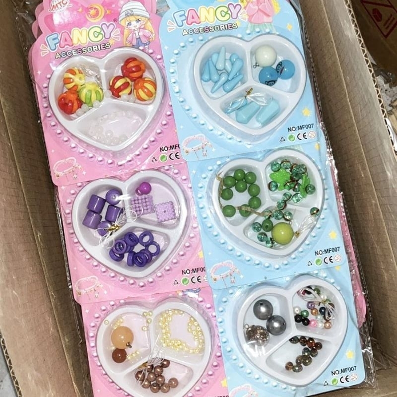 Jual 1sachset MERONCE/MERANGKAI GELANG MANIK MONTE MAINAN EDUKASI ...