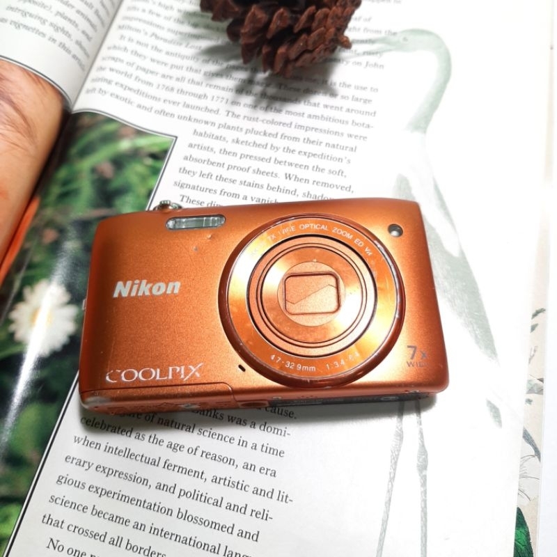 Jual Kamera Digital Nikon S3500 Orange | Shopee Indonesia
