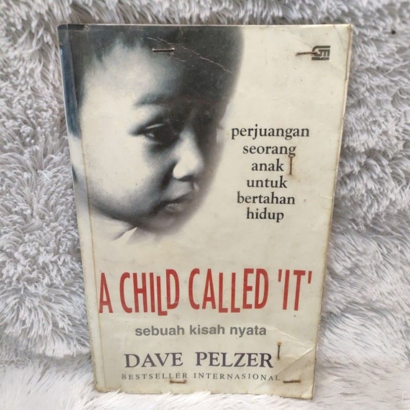 Jual A CHILD CALLED IT perjuangan seorang anak untuk bertahan hidup | Shopee Indonesia