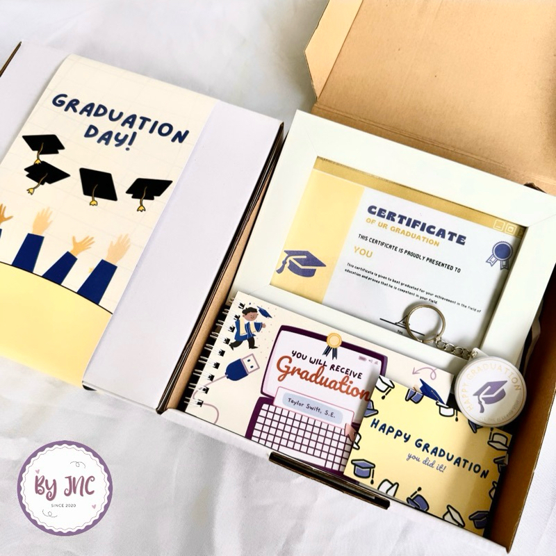 Jual GRADUATION GIFT BOX | Shopee Indonesia