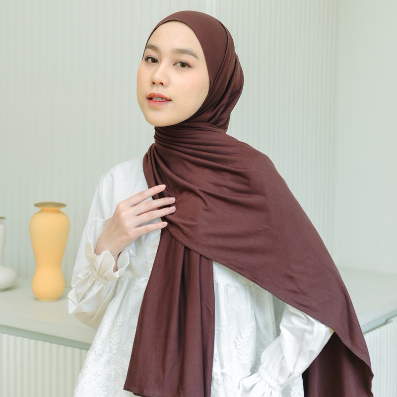 Jual Pashmina Kaos Rayon | Pashmina Oman (Turkey Shawl) | Shopee Indonesia