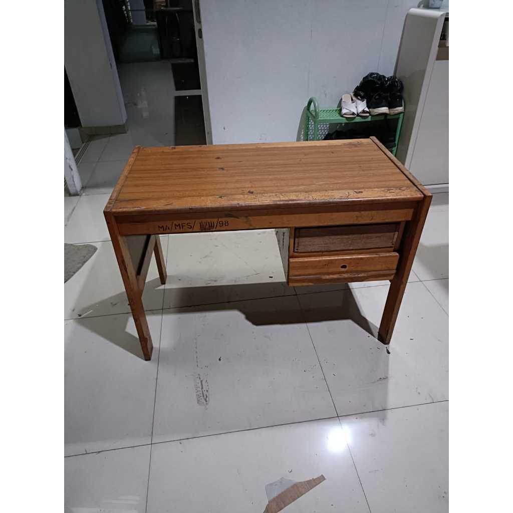 Jual MEJA KANTOR KAYU SECOND SEKEN BEKAS UKURAN 94x50x65 | Shopee Indonesia