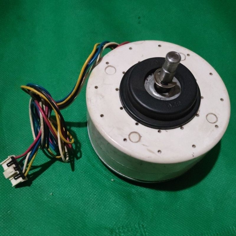 Jual DINAMO INDOOR AC SHARP FAN MOTOR AC SHARP ORIGINAL 2PK DC 310V 30W ...