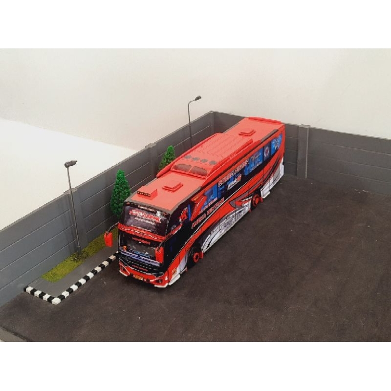 Jual Miniatur papercraft bus skala 50 aneka bintang sabalong | Shopee ...