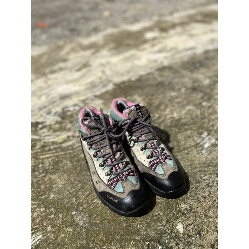 Jual sepatu gunung second original campline | Shopee Indonesia