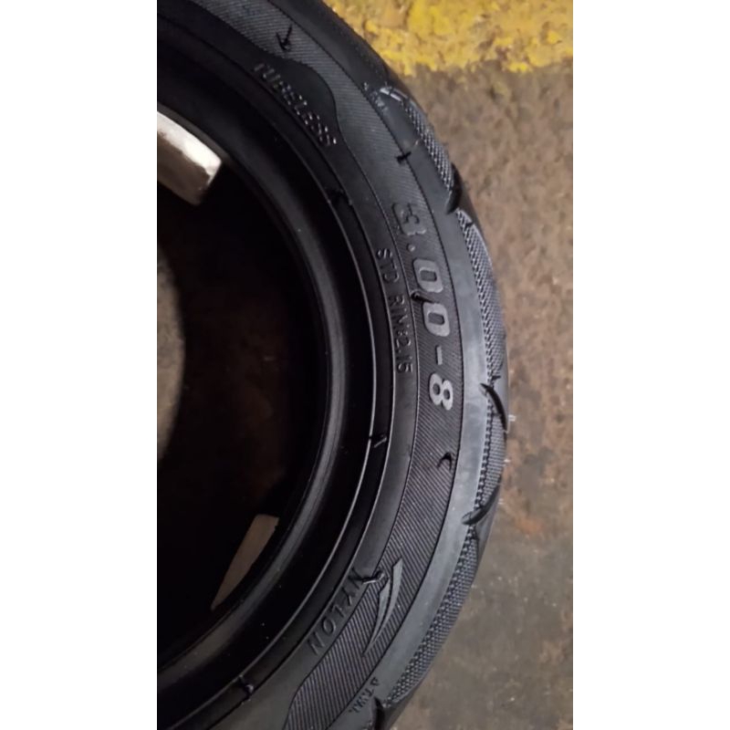 Jual Ban Tubeless Sepeda Listrik Roda Tiga 3.00 - 8 Dan Molis 3.00 - 10 ...