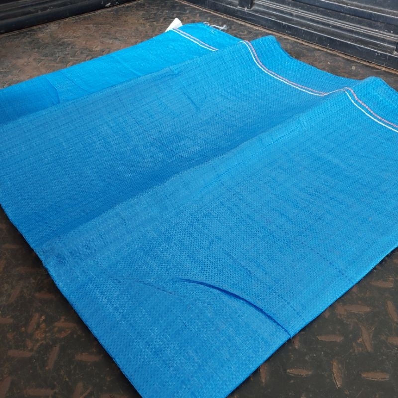Jual PLASTIK GELARAN 3 METER X 2,4 METER TELASAR LAYAR BIRU MERCUSUAR ...