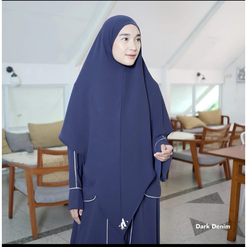 Jual Preloved Alur Cerita Aishah khimar Dark Denim | Shopee Indonesia