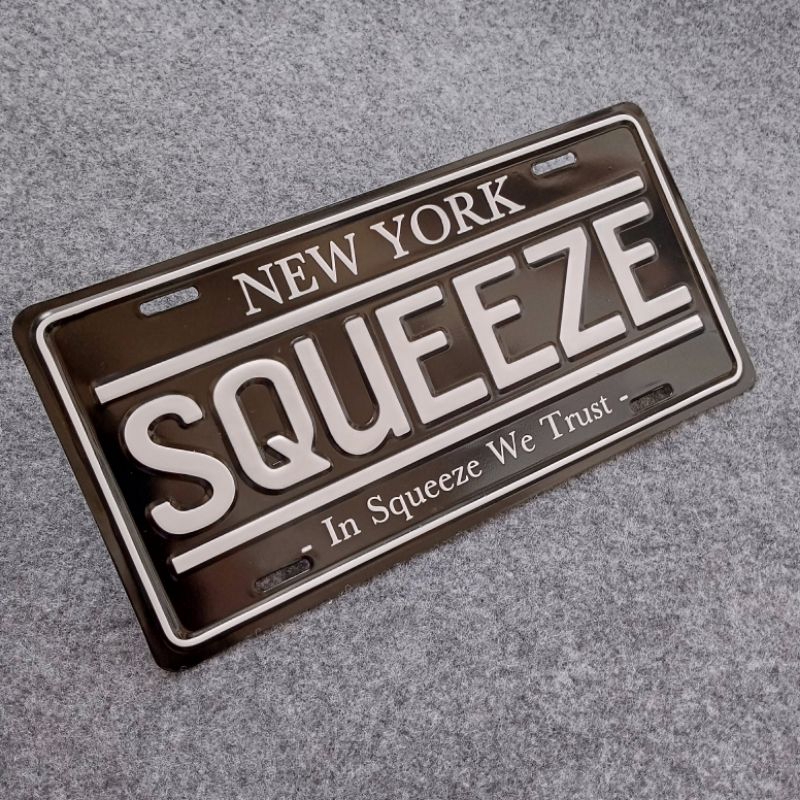 Jual Plat custom NEW YORK SQUEEZE alumunium plat emboss | Shopee Indonesia