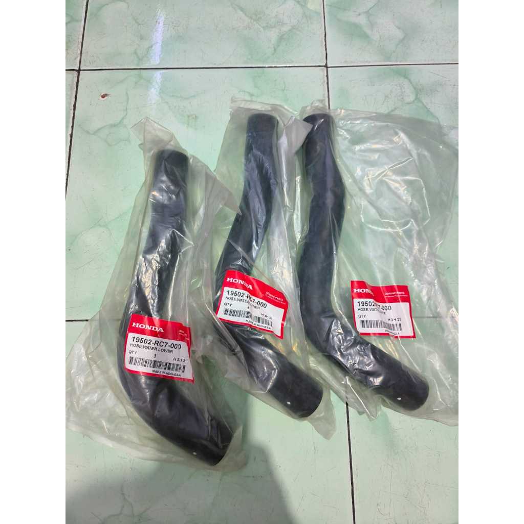 Jual Selang Radiator Bawah HONDA BRIO dan Mobilio Asli Honda 100% ...