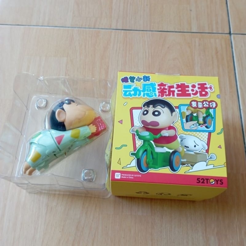 Jual 52TOYS CRAYON SHIN CHAN DYNAMIC NEW LIFE BLIND BOX ( LAZY MORNING ...