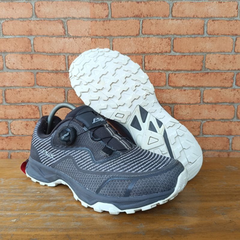 Jual Pro worldcup sepatu running trail boa system size 43 fit 44 ...