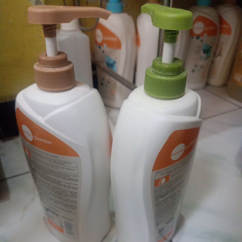 Jual botol bekas sabun pump 1 liter | Shopee Indonesia