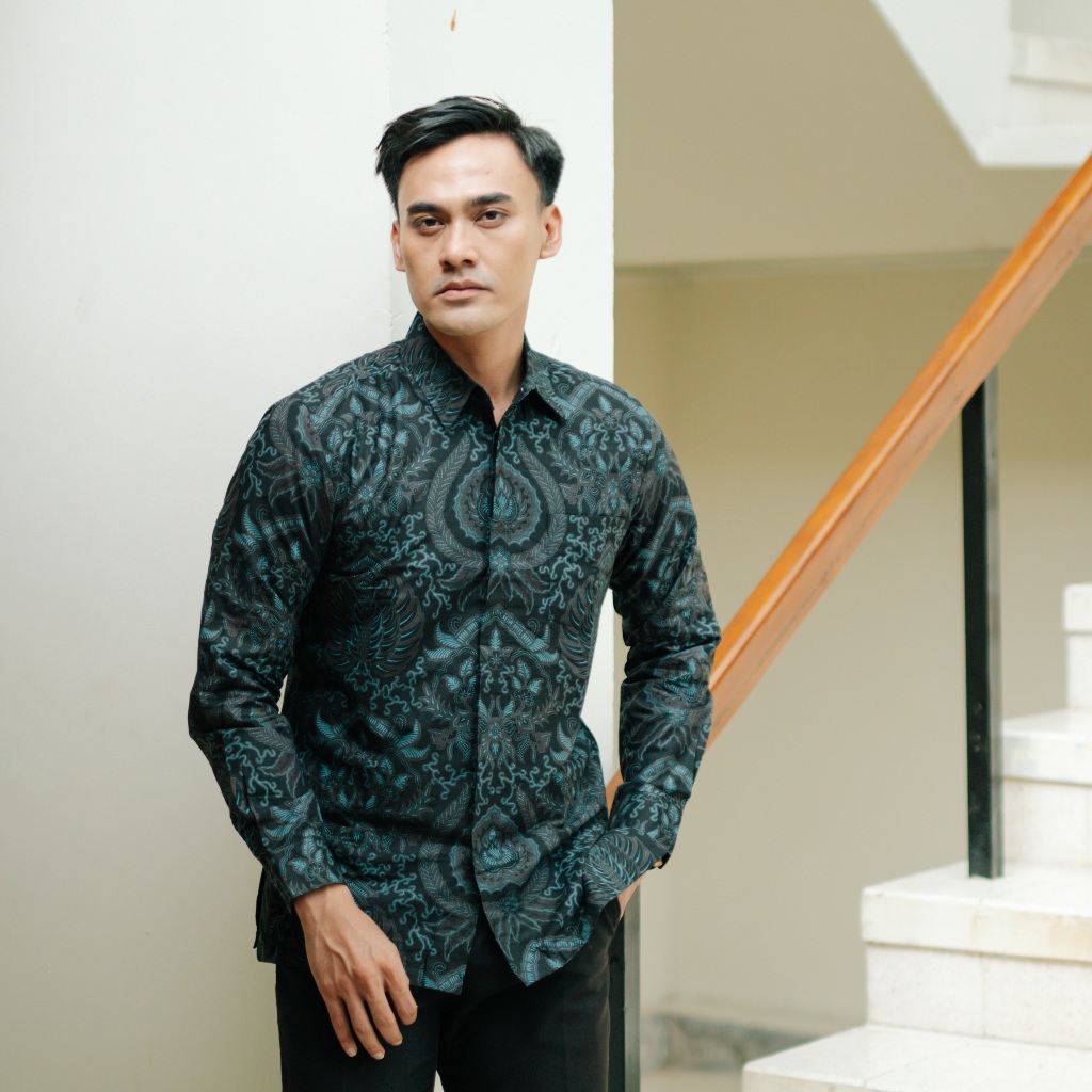 Jual Hadinata Batik Pria Kemeja Panjang Furing Surya Swati | Shopee Indonesia