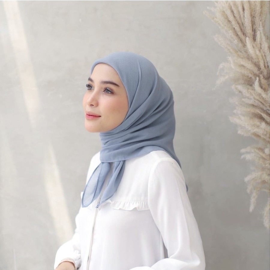 Jual Kerudung HIjab Segi Empat Paris Polos Premium | Jahit 4 Sisi ...