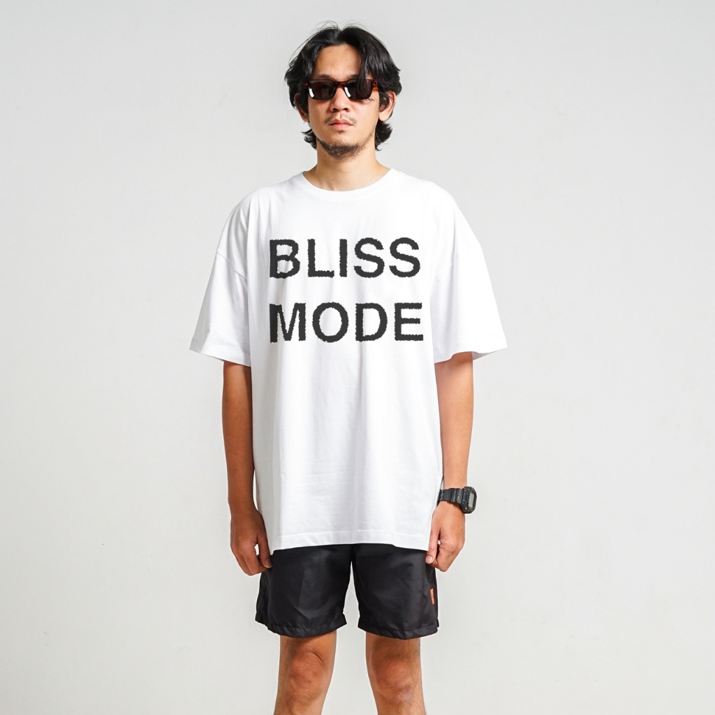 Jual Everydays Saturday Bliss Mode T-Shirt Putih 24s | Shopee Indonesia