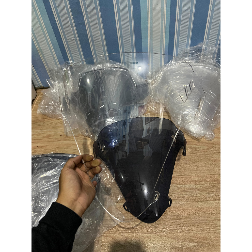 Jual visor winshield pcx 150 lokal model ceper 3 hole (3 lobang ...
