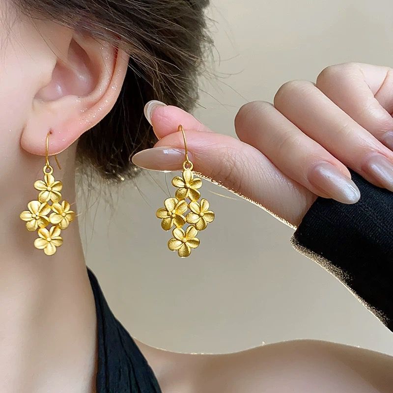 Jual AT272 - Anting Florisia Rumbai Bunga Bentuk simpel dan elegant ...