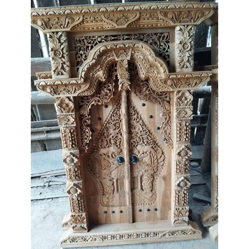Jual Jendela Ukir Gebyok Kelir Gunungan Wayang Kayu Jati Jepara ...