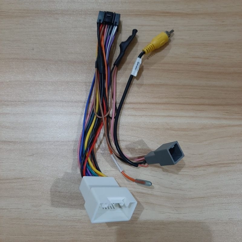 Jual SOKET ANDROID XPANDER + STEP DOWN KAMERA SOKET ANDROID PAJERO ...