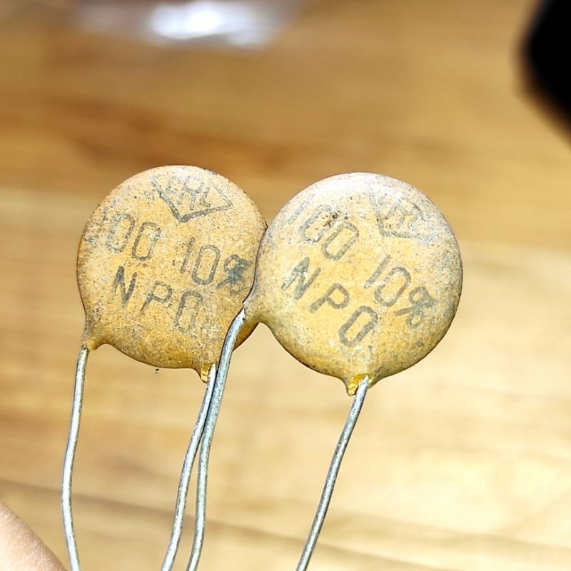 Jual Kapasitor 100pf NPO NP0 Ceramic Capacitor 101 NOS Capasitor ...