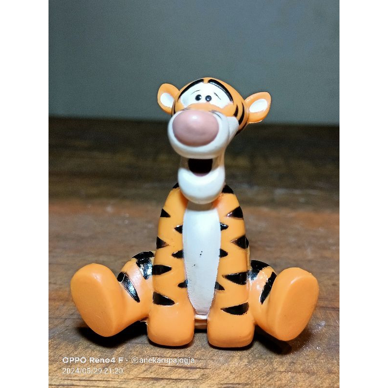 Jual action figure tigger winnie the pooh disney | Shopee Indonesia