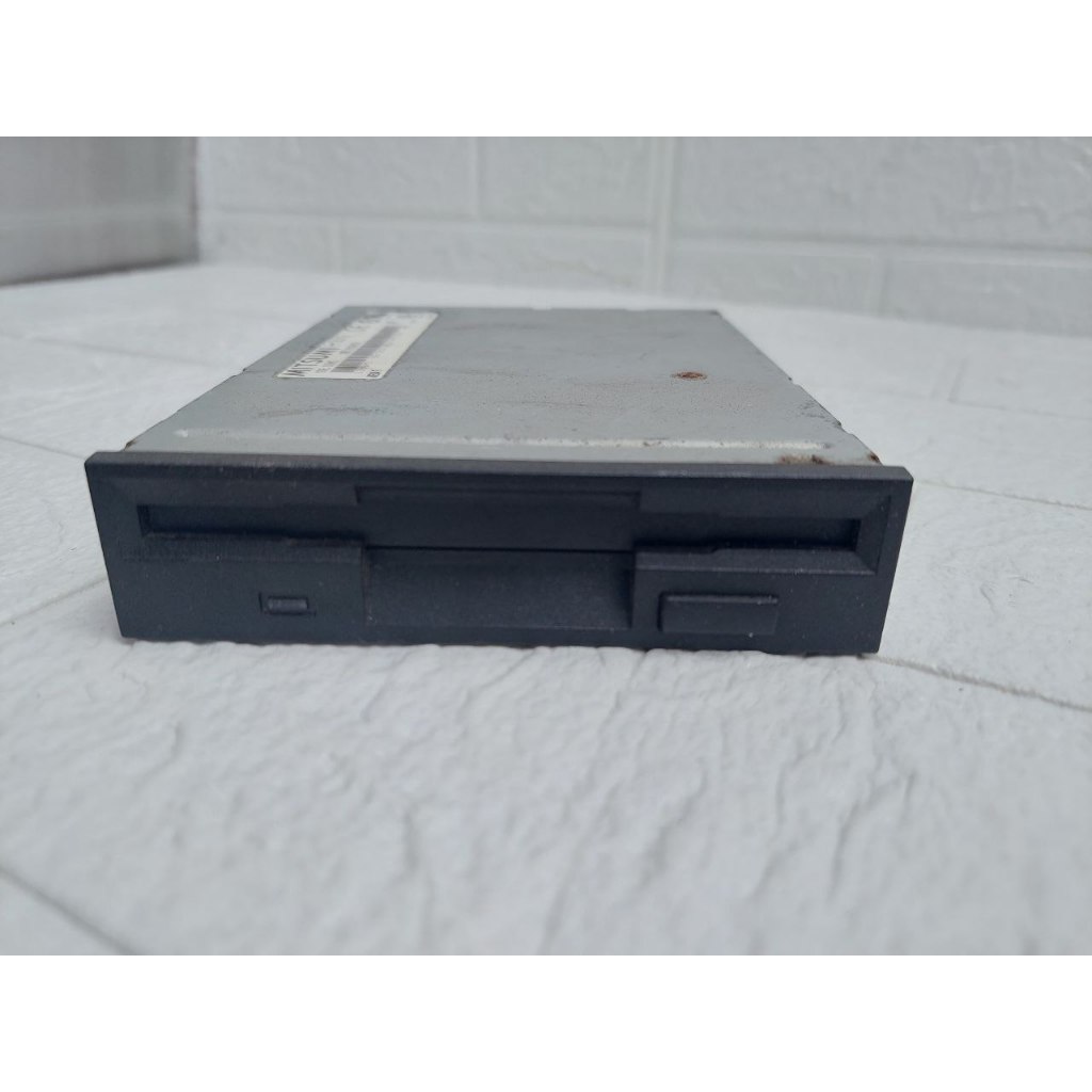 Jual Floppy Drive Internal bekas | Shopee Indonesia