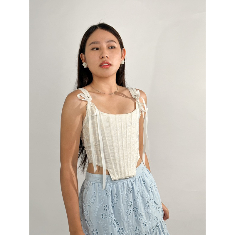 Jual Nadin Seashell Corset Top - Kanona | Shopee Indonesia