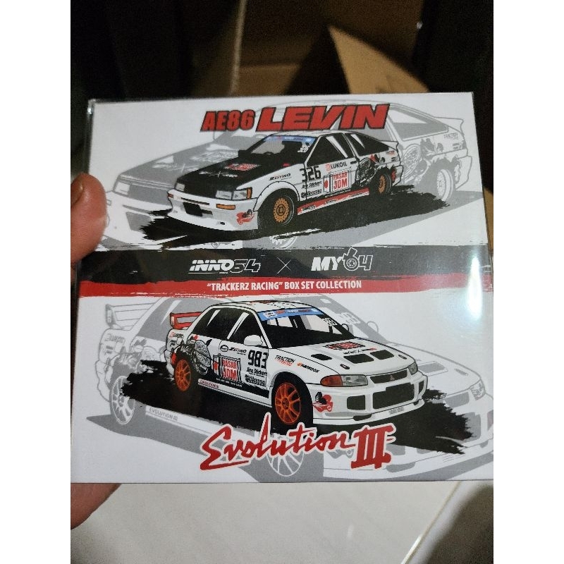 Jual INNO64 1/64 TOYOTA COROLLA AE86 Levin "TRACKERZ RACING ...