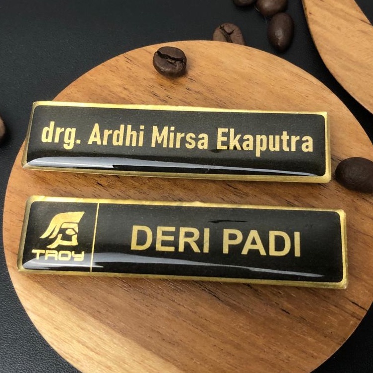 Jual Name Tag Nama Dada Magnet Peniti Kuningan & Akrilik Resin - Dokter ...