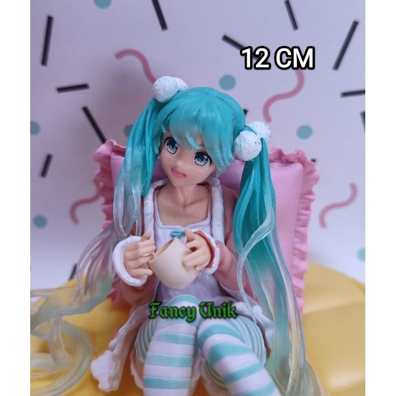 Jual Anime Figure Sakura Miku Pajamas Sitting Figures Kawaii Hatsune ...