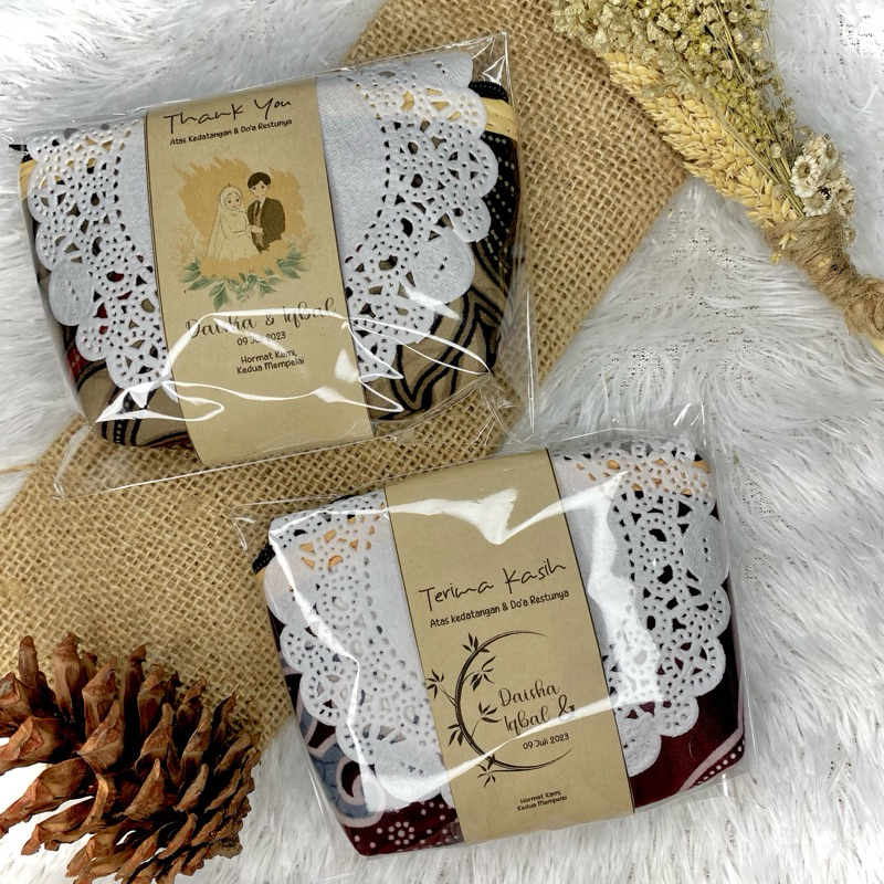 Jual (ISI 100PCS) Souvenir Dompet Koin Batik khas Jogja Uk. 11 × 8 cm | Shopee Indonesia