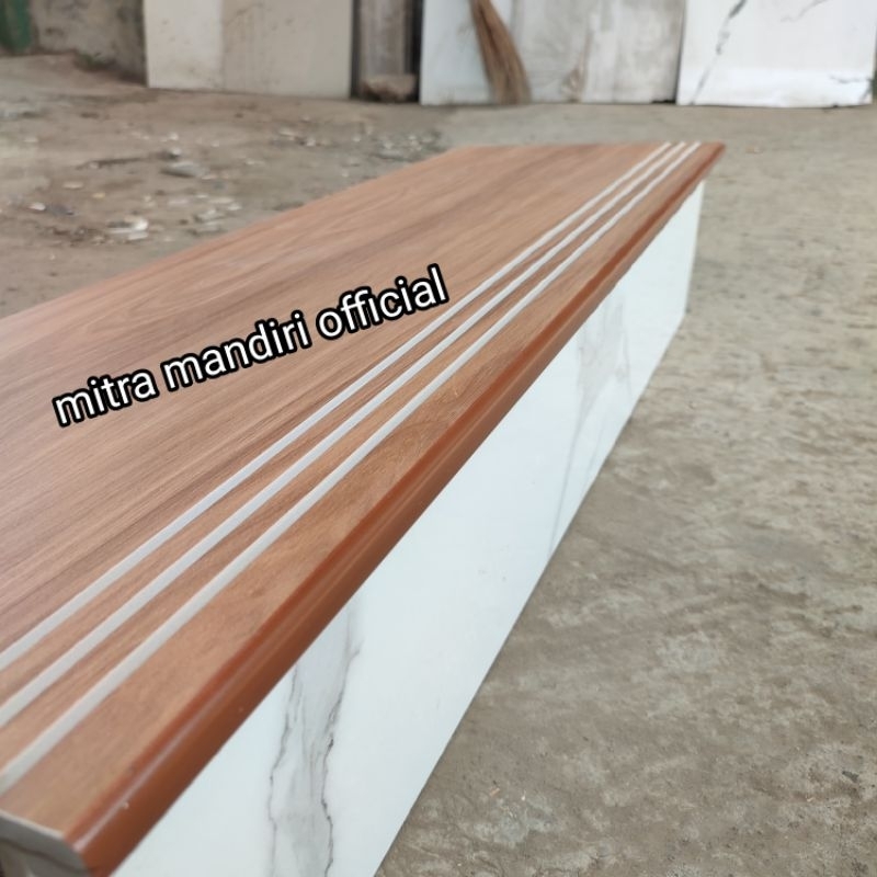 Jual Granite tangga 30x100 20x100 / 30x120 20x120 WD 60102 / Doeble ...