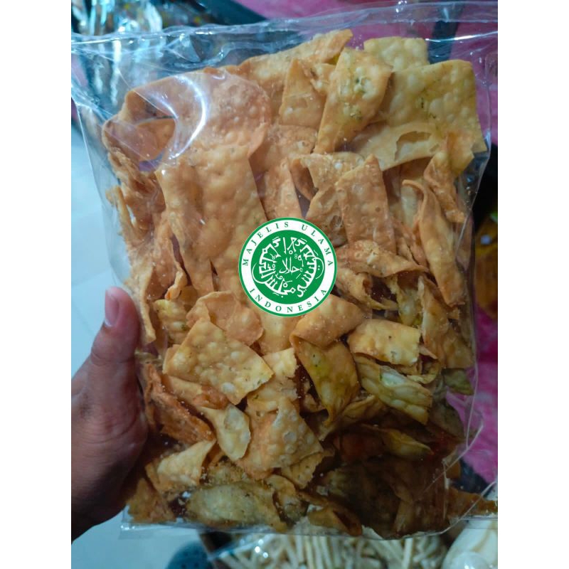 Jual Snack_Keripik Bawang Atau Keripik Pangsit | Shopee Indonesia