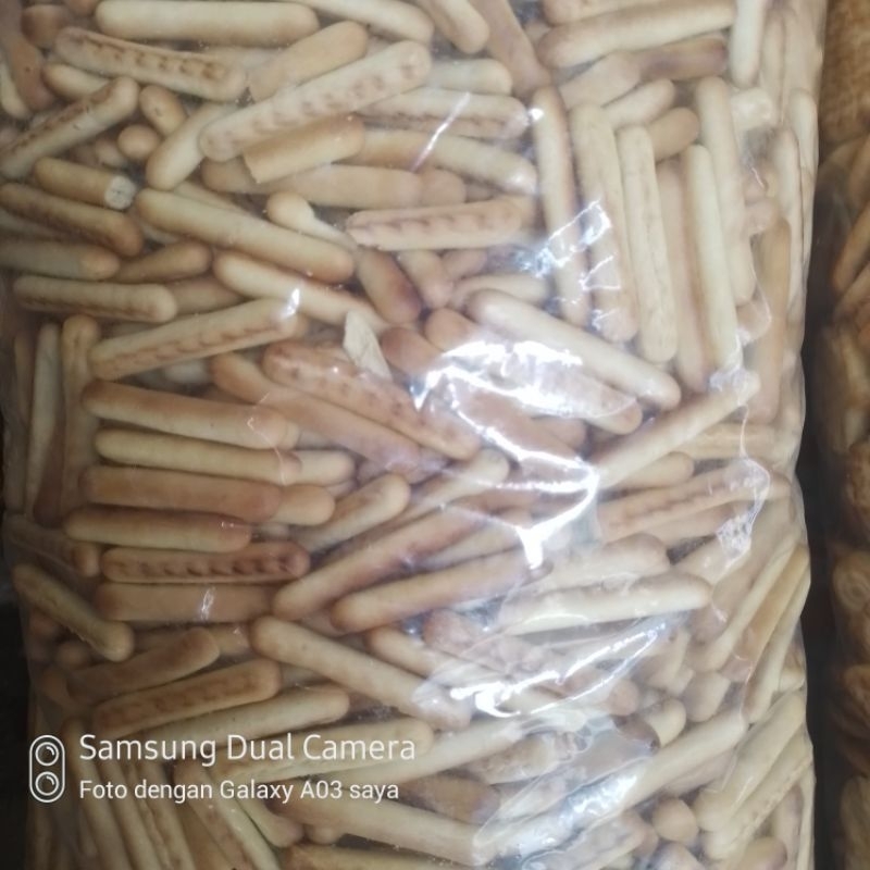 Jual kue biskuit stik durian isi 1kg | Shopee Indonesia