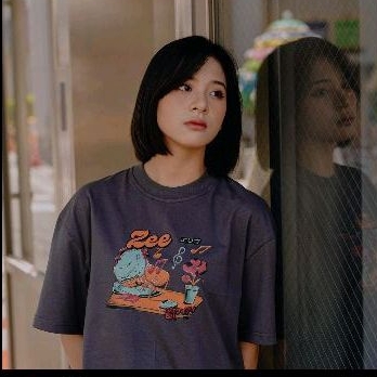 Jual OFFICIAL T-SHIRT ERIGOXJKT48 Vol.4 ZEE EMOJI SERIES SIZE L (Second ...