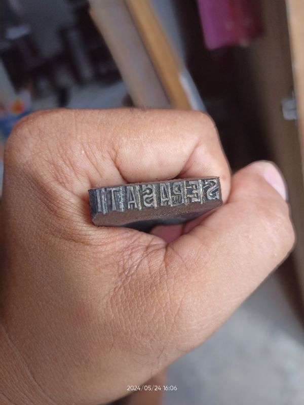 Jual CUSTOM STEMPEL PANDAI BESI, CUMA TULISAN / NAMA | Shopee Indonesia