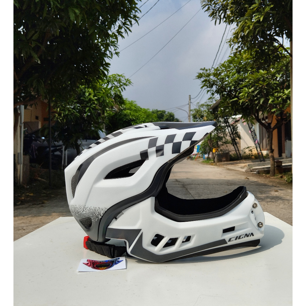 Jual HELM PUSH BIKE BALANCE BIKE MERK CIGNA | Shopee Indonesia