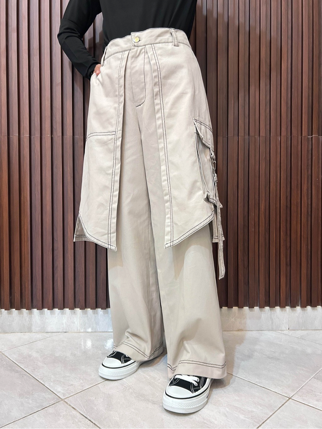 Jual Unique pants by ANGNECIA | loose pants with layered skirt | Shopee ...