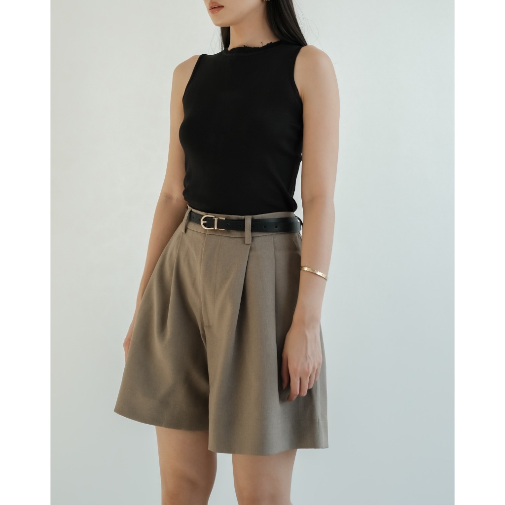 Jual Seminggu.rtw - Runa Pleated Short Pants | Shopee Indonesia